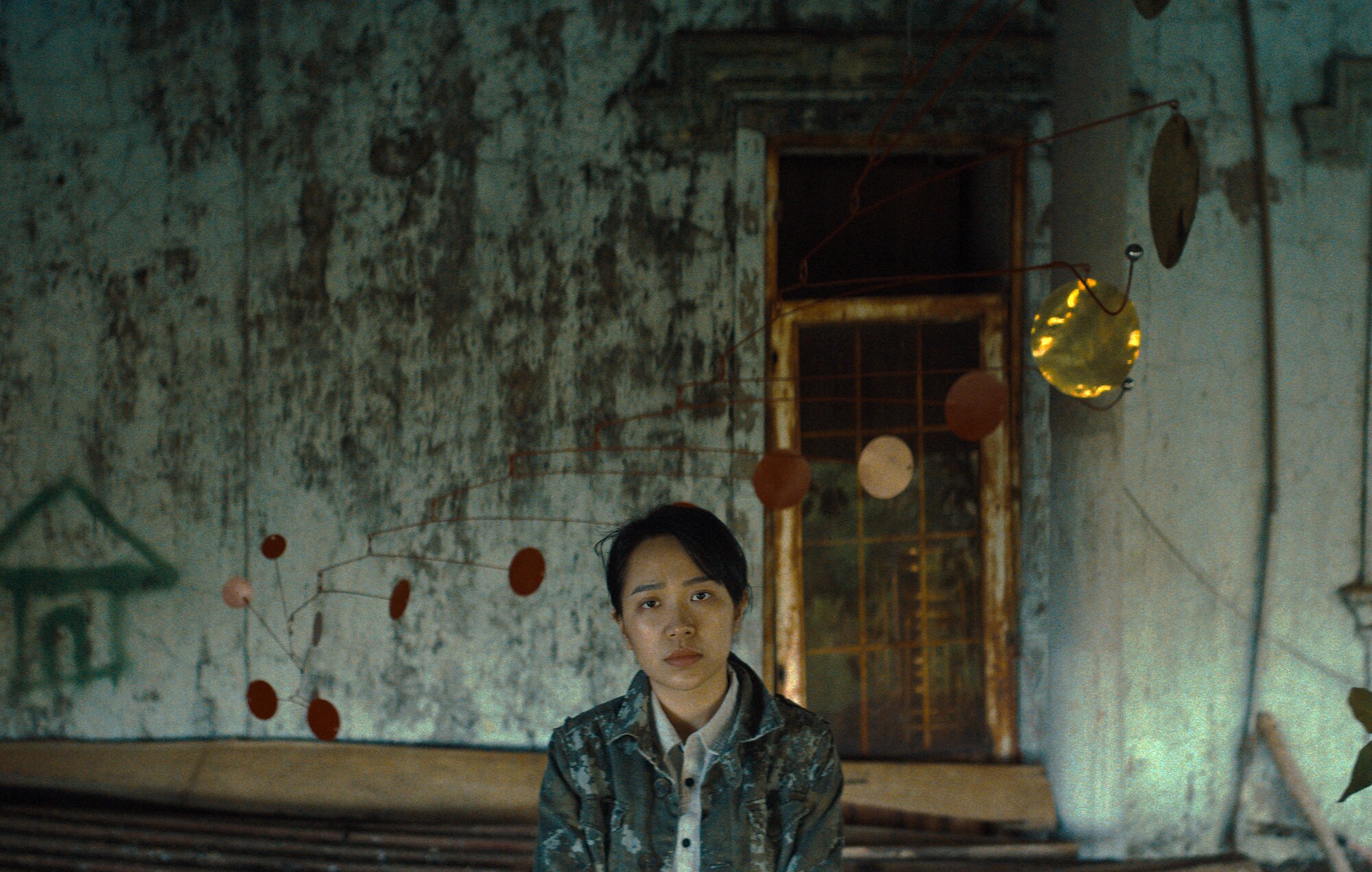 Memory is Cyclical in Tuan Andrew Nguyen’s “Radiant Remembrance ...